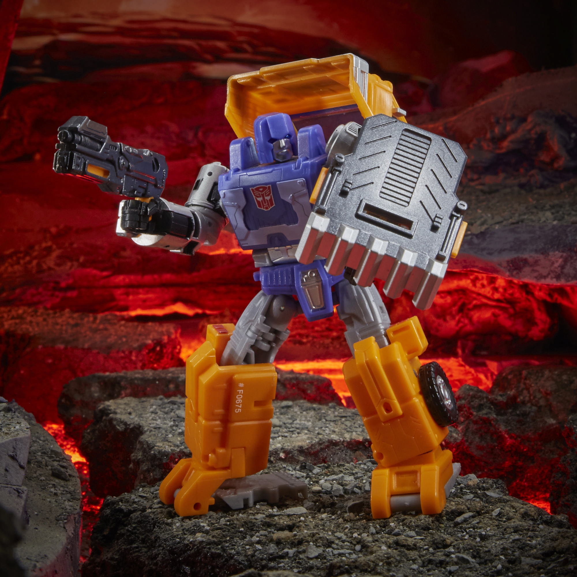 Transformers Kingdom Wave 2 Deluxe Huffer – Kapow Toys